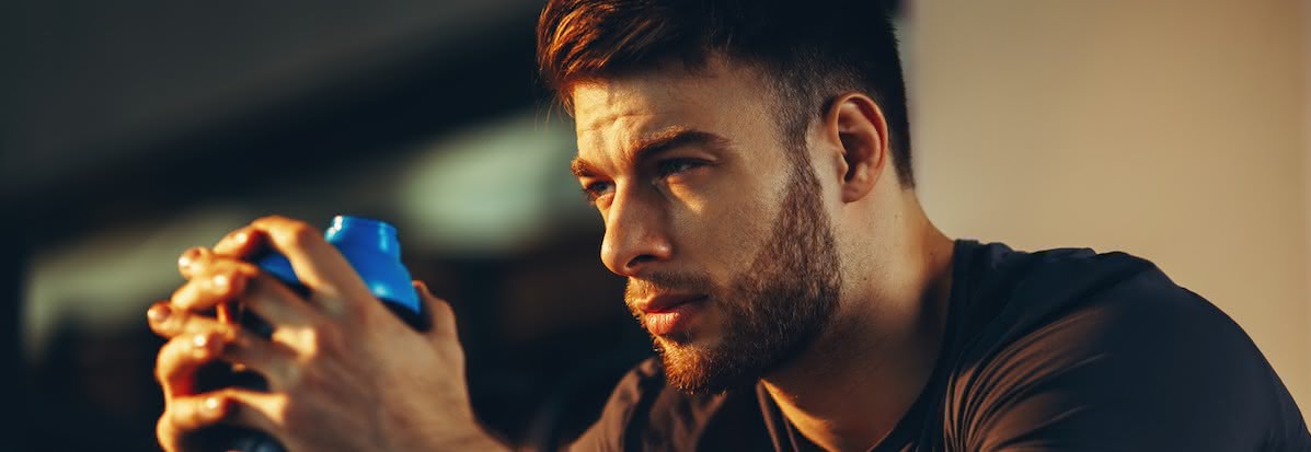 Что подарить спортивному мужчине?